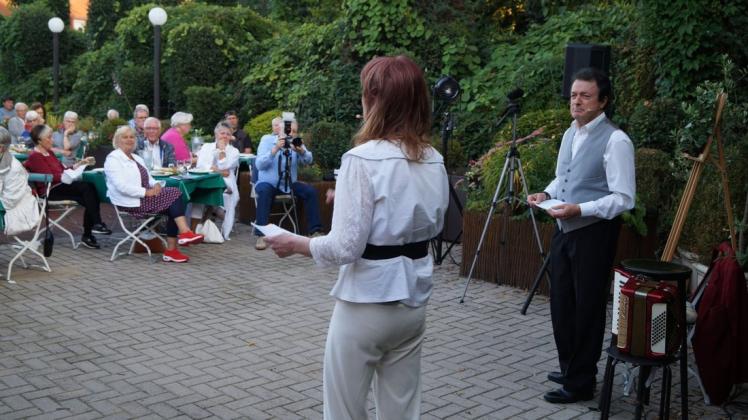 Thiele-Neumann-Theater bringt echte Heurigenstimmung nach