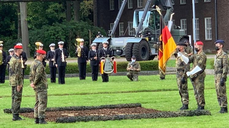Kommandoübergabe in der Delmetal-Kaserne