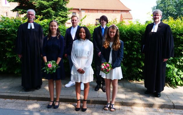 Fotos von den Konfirmationen und Kommunionen in Delmenhorst und