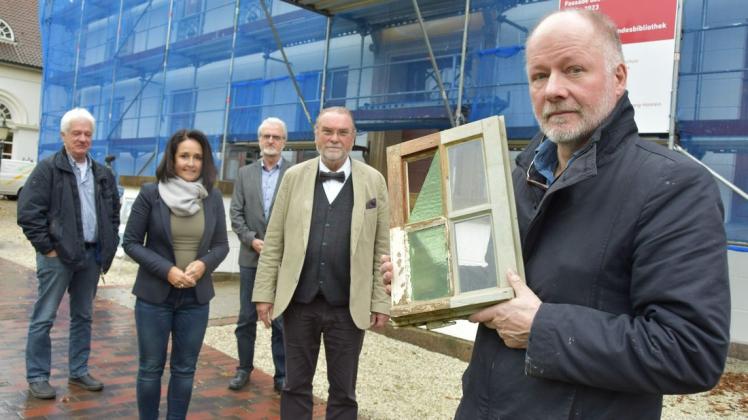 Eutiner Cavalierhaus: Restaurierung mit Leinöl sorgt für