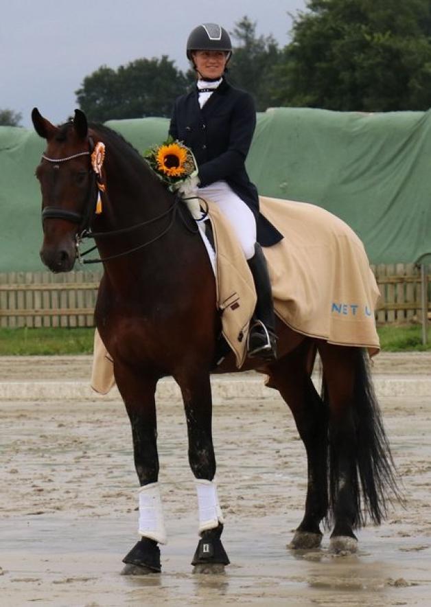 Dressur: Anna Metzler gewinnt Kurz-Grand-Prix am Moltkestein