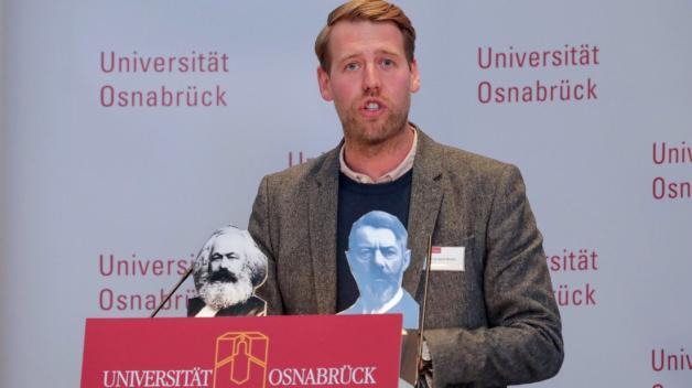 Distanz und Einmischung. Wie politisch darf man sein, wenn man