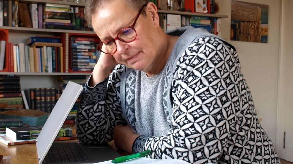 Conny Rutsch aus Melle widmet sich 60-ern und 70-ern in neuem