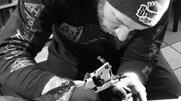 Thomas Freese eröffnet neues Tattoo-Studio in Bramsche