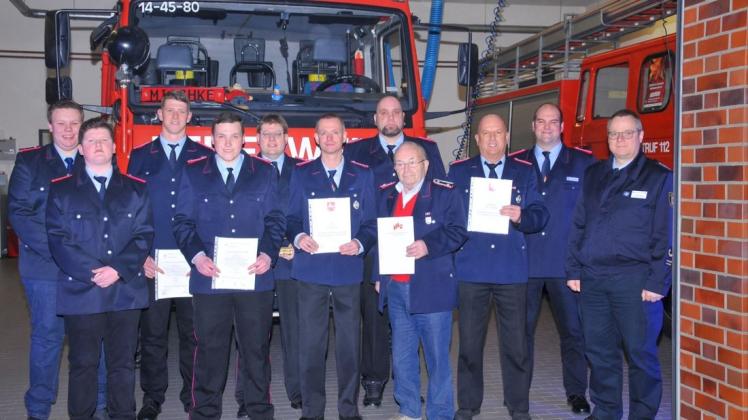 Feuerwehr Ueffeln 2019 insgesamt 536 Stunden im