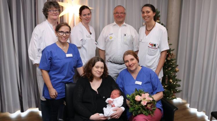 Die fast sechsjährige Schwester Tarya freut sich auf ihren