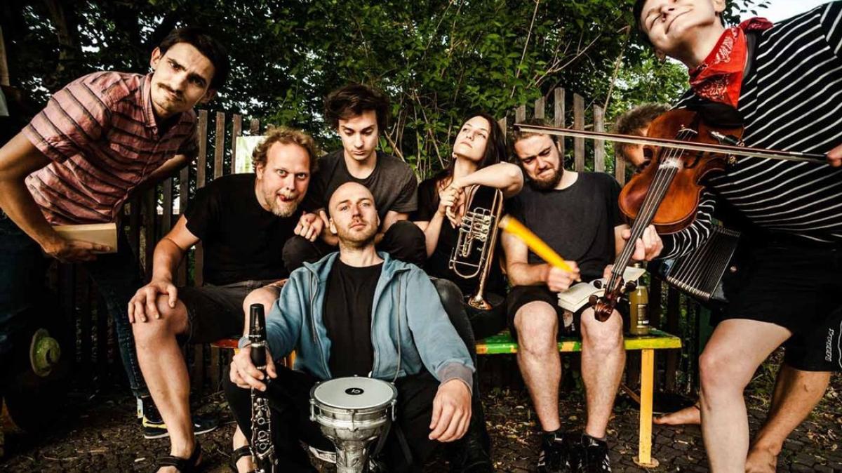 Folk im Viertel am Samstag mit internationaler Besetzung