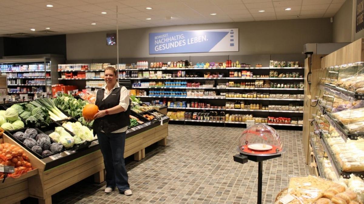 Combi Markt Twist-Bült großzügig erneuert und