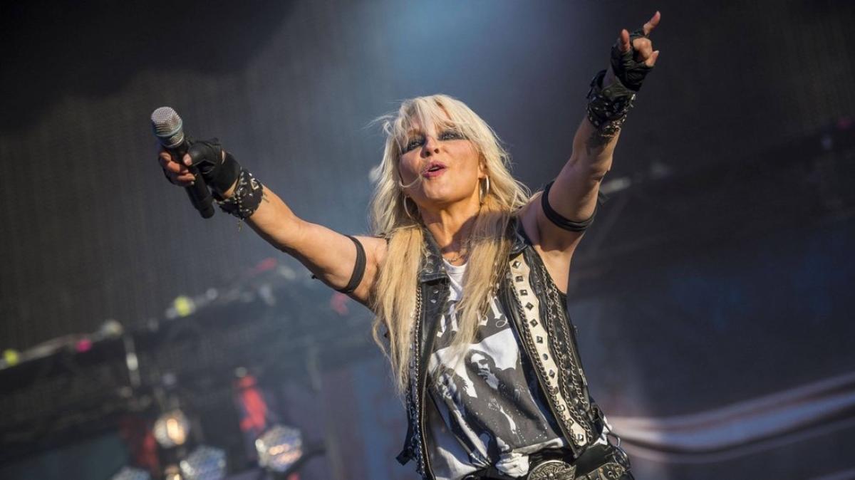 Metal Queen Doro Pesch im Interview: Ich bin mit meinen Fans