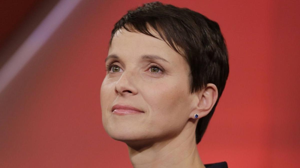 Frauke Petry steht in Dresden vor Gericht