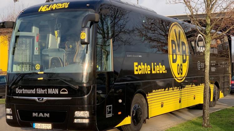BVB-Bus geht baden – Freiburger "Bächle" werden zum Verhängnis