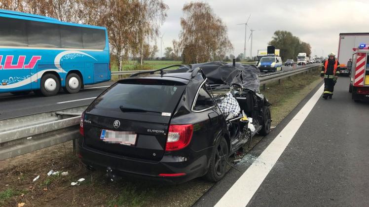 Spannende Unfall Auf Der A24 Fotos