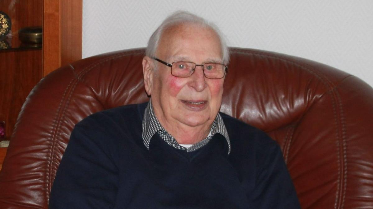 Wilster: Hans Strube wird 90 – Sein größtes Hobby ist das Kochen