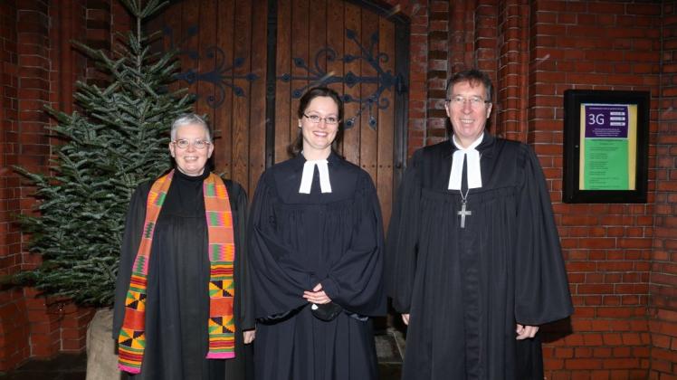 Kirsten Kunz offiziell Pastorin auf Lebenszeit