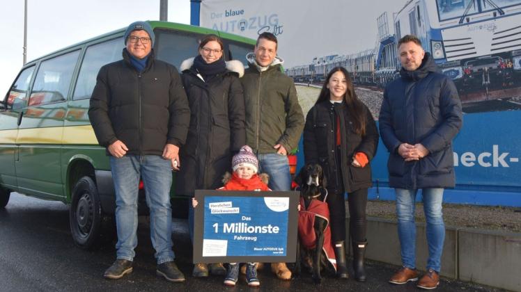 Blauer Autozug Sylt feiert das millionste Fahrzeug an Bord