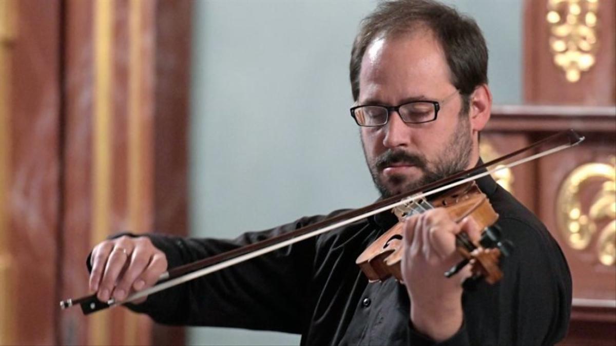 Ein Mann, eine Violine: Peter Bogaert bei