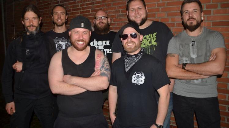 Wie vier Itzehoer Bands nun gemeinsam Musik machen.