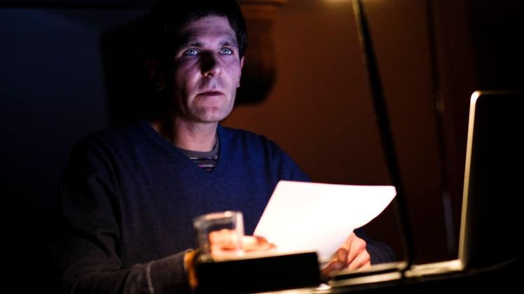 Osnabrücker Hörspielautor Jan Decker stellt "Bestie