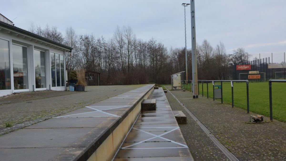 Delmenhorster TB möchte auf seiner Sportanlage Sitzplätze | DKO