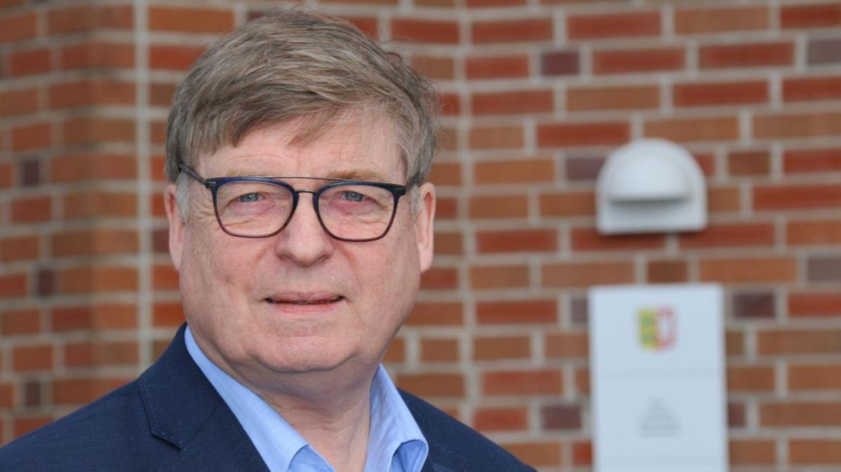 Manfred Meyer aus Eutin wird am Freitag in den Ruhestand versetzt