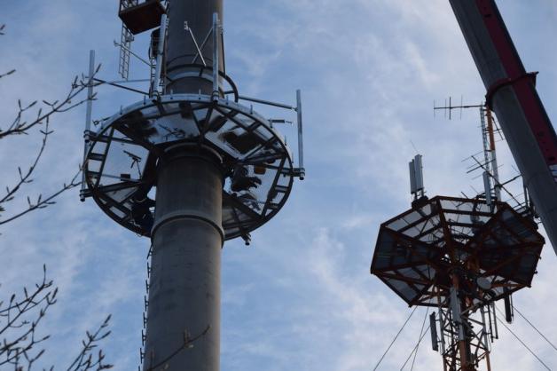 Güby: Die Telekom baut einen neuen Funkmast.