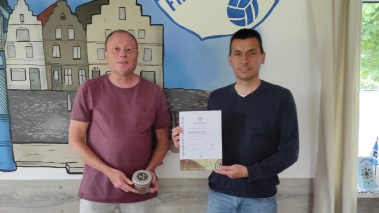 Ehrung mit DFB-Sonderpreis: Andreas Bruhn erhält Auszeichnung