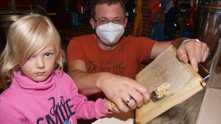 Aukruger Kita-Kinder werden zu Nachwuchs-Imkern