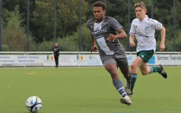 Union Tornesch II gewinnt dank Jon Schwerteger in Kummerfeld