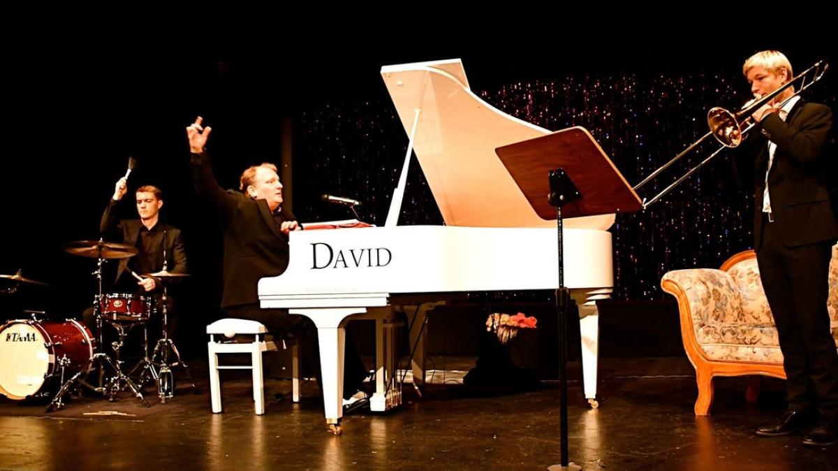 Theater Wedel: David Harrington kehrt zu seinen Wurzeln zurück