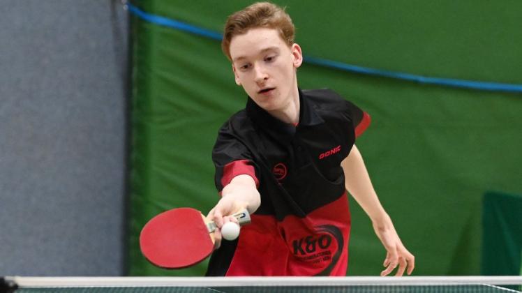 Moritz Marks und Heinz von Hagen vom TV Hude holen Bezirkstitel