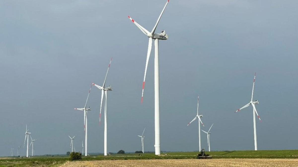 Windkraft an Land steigert den Ökostrom-Anteil in SH