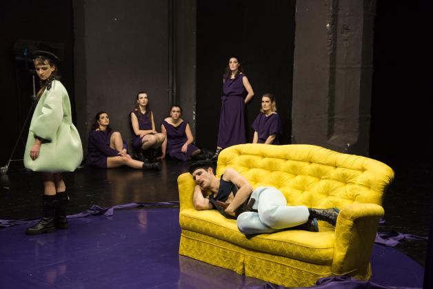 Osnabrück: Premiere von „Auf dem Rasen“ im Emma-Theater