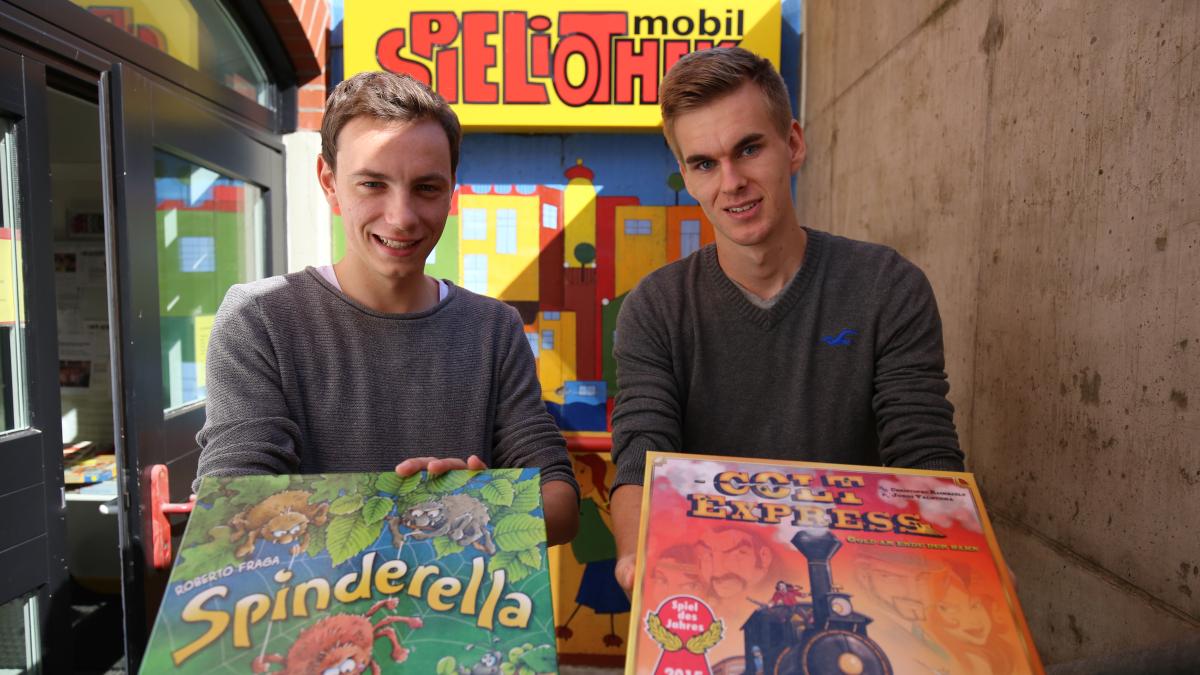 Zwei Neue für die Spieliothek