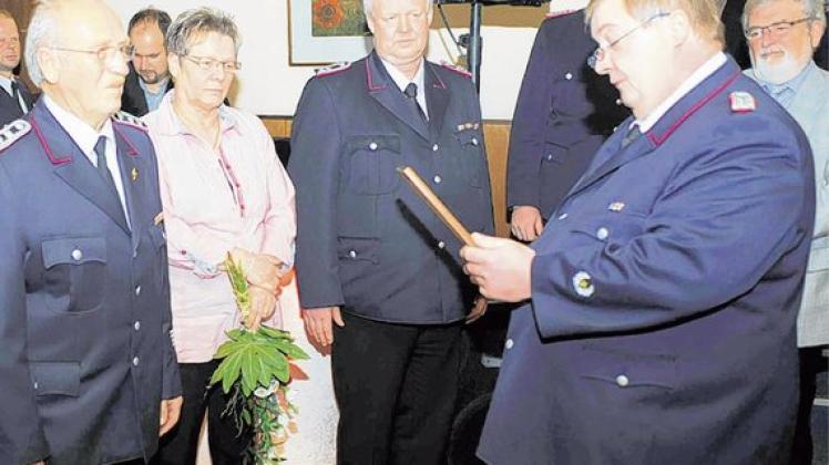 Hase, Hund und ein ominöses Päckchen auf dem Feuerwehrfest