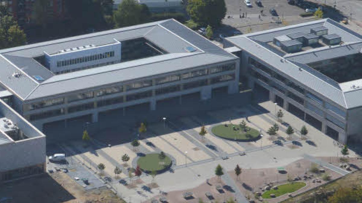 Größte Schule des Landes eingeweiht