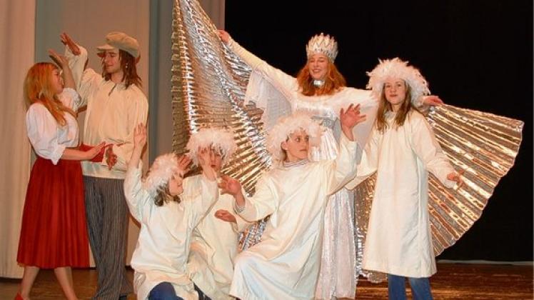 Bewegungskunst: "Schneekönigin" in der Waldorfschule