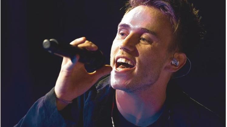 Clueso: Neue Songs und Herzklopfen im Gepäck