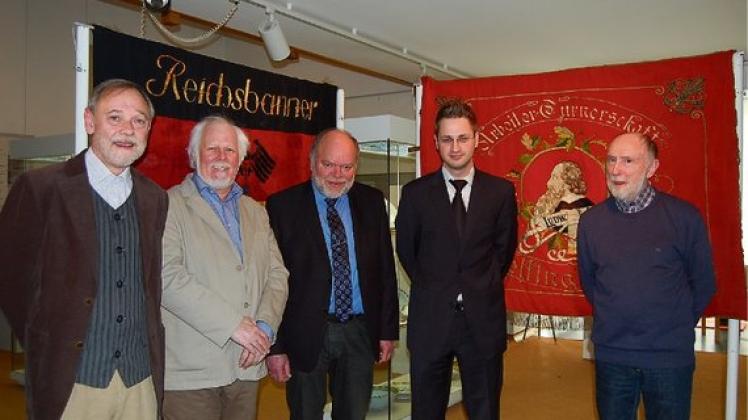 Pünktlich zum 150-jährigen VfL-Bestehen: Fahnen sind fertig