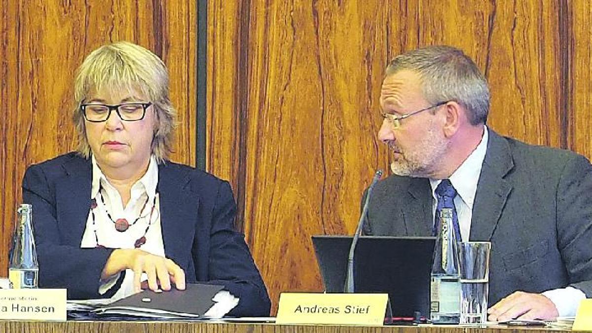 „Sie werden bei mir kein Streitschlichter, Herr Stief!“