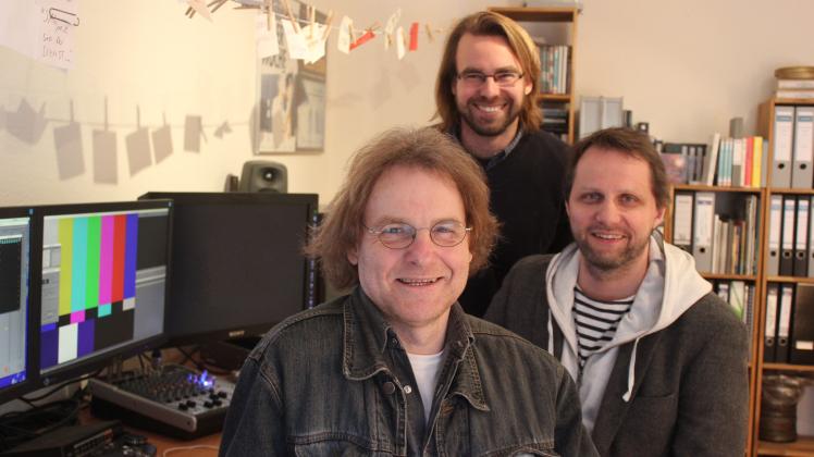 Drei Filmemacher suchen nach historischen Aufnahmen von Privatpe | SHZ