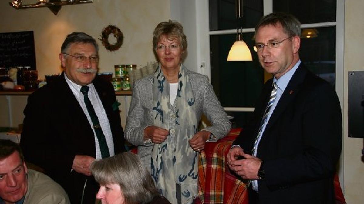 Ministerin als Begleitung im Auftakt zum Wahlkampf