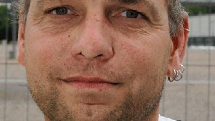 Zimmerergeselle mit Reiselaune