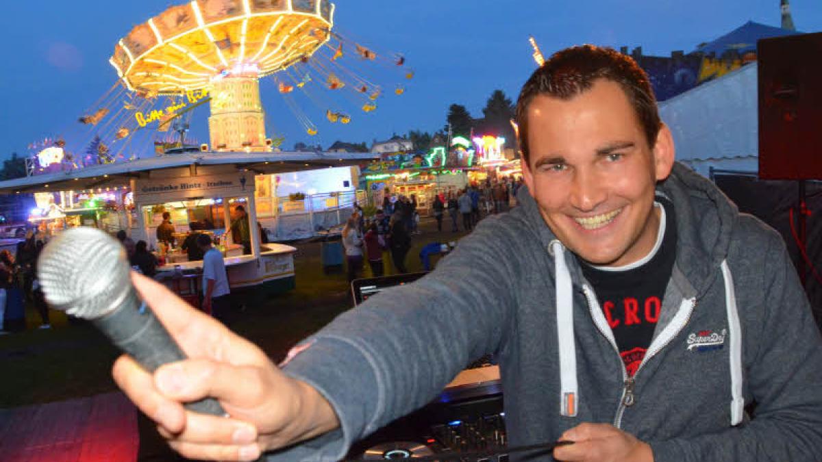 Viel Musik und bunter Rummel