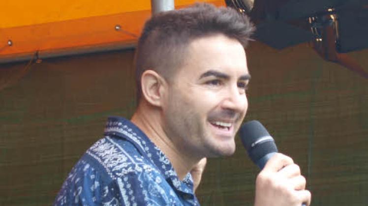 Menderes-Auftritt: Nach vier Songs war schon Schluss