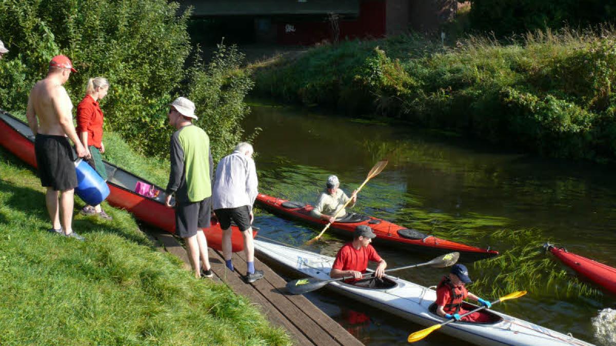 33 Kilometer auf der Stör bis zur Kaffeetafel