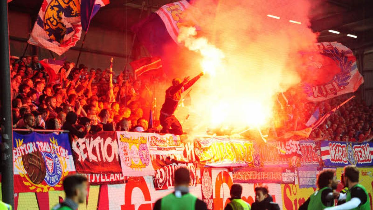 Gemeinsam gegen Gewalt der Hooligans