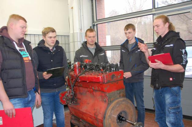 Auf Fehlersuche am modernen Schlepper