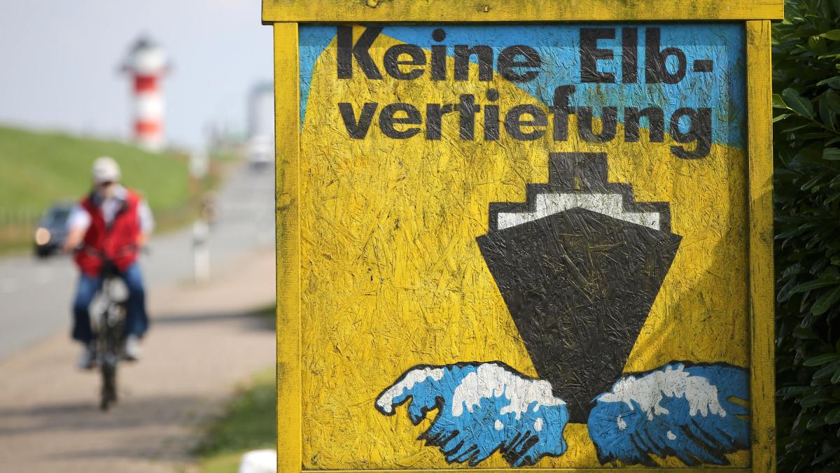 Thomas Behrends vom „Aktionsbündnis Lebendige Tideelbe“ im Interv