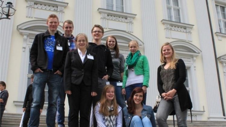 Osnabrücker Jugendliche recherchieren in Schloss