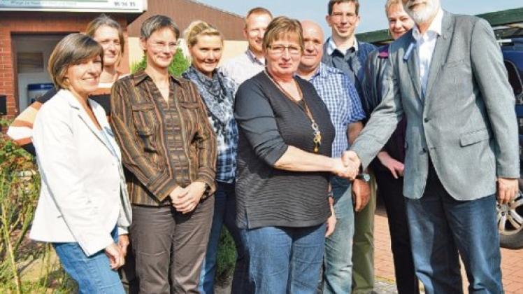 Nach liebevoller Betreuung: Spende für das Palliativ-Care-Tea